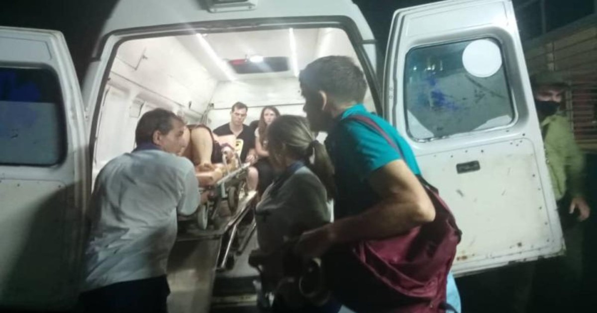 Accidente En El Centro De Cuba Deja A 10 Turistas Y 3 Cubanos