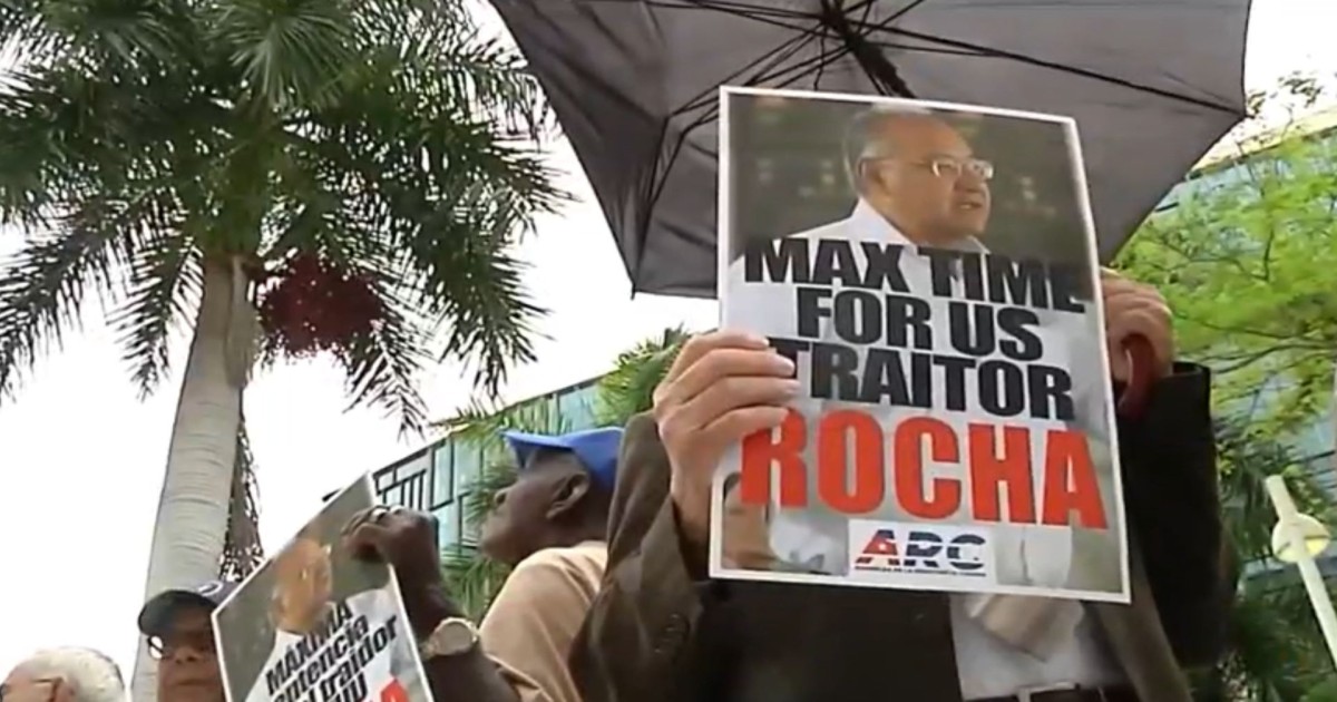 Exiliados cubanos exigen "sentencia máxima" para exembajador Víctor ...