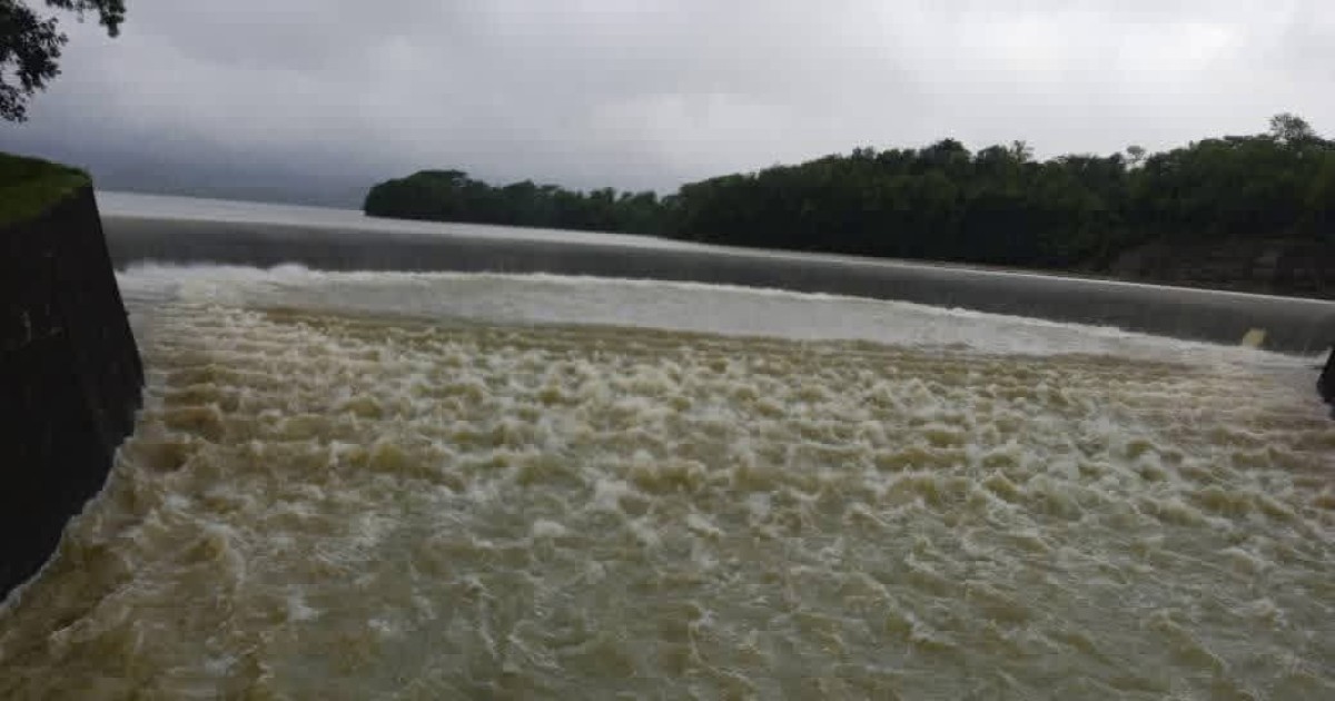 Reportan inundaciones en Yara, Granma | ADN Cuba